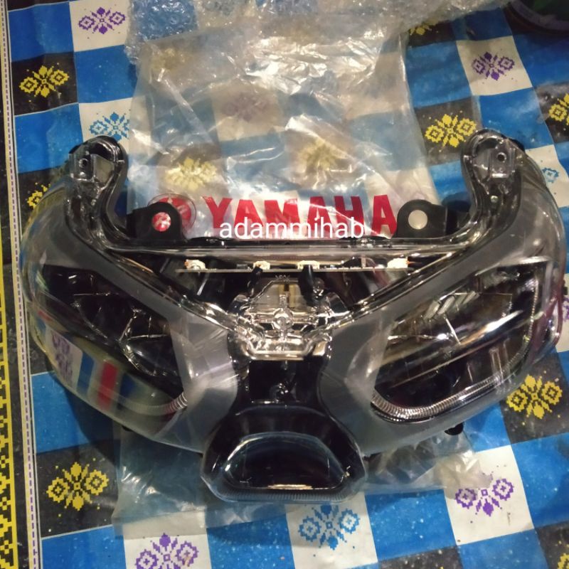 Jual reflektor headlamp lampu depan yamaha xmax x max original tinggal colok | Shopee Indonesia