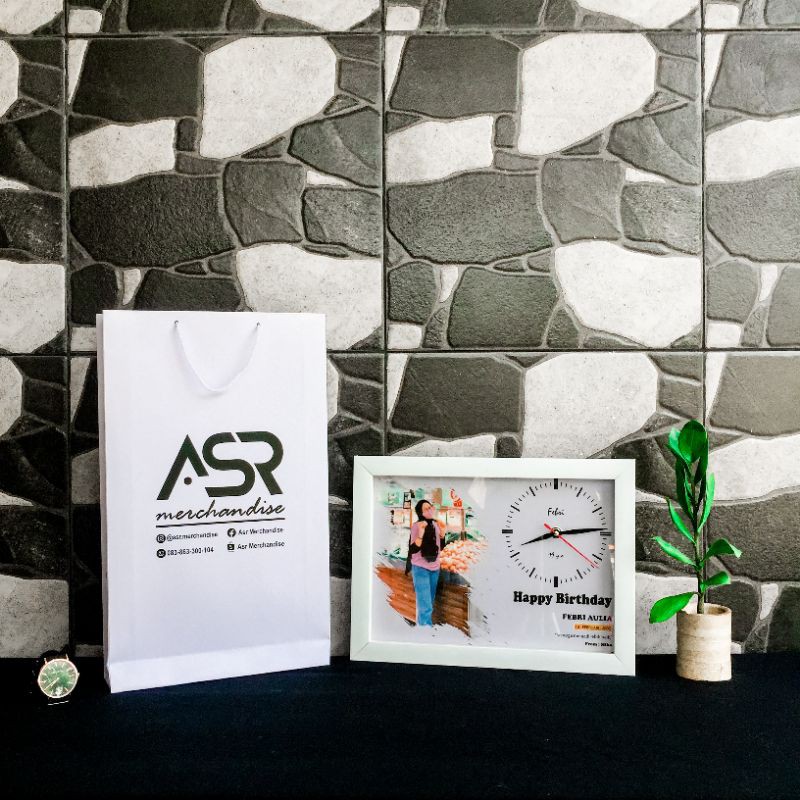 Jual JAM CUSTOM FOTO KADO PERNIKAHAN, ANNIVERSARY, ULANG TAHUN, WISUDA ...