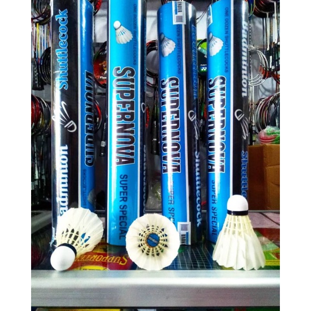 Jual SHUTTLECOCK Supernova biru dan Supernova kuning | Shopee Indonesia