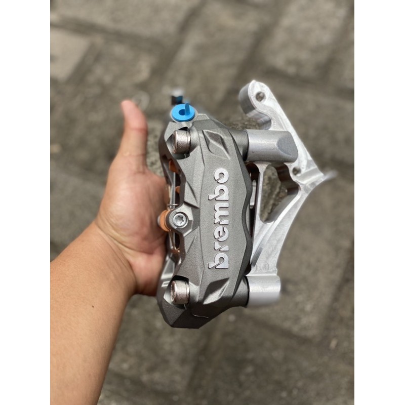 Jual Kaliper Brembo Set Breket Kawasaki ninja r cakram 30 Rr Disc 32 m4 new | Shopee Indonesia