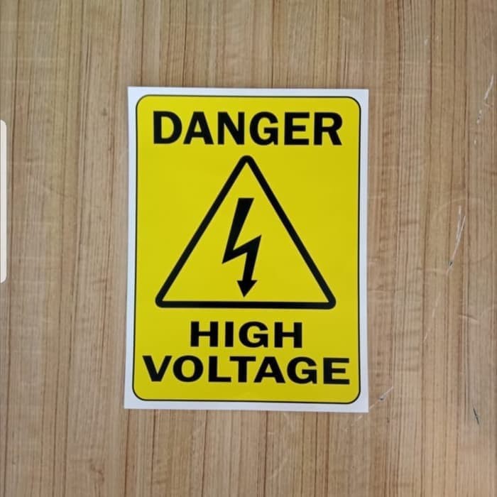 Jual SIGN STICKER DANGER HIGH VOLTAGE UK 15X20CM. SAFETY K3 RAMBU ...