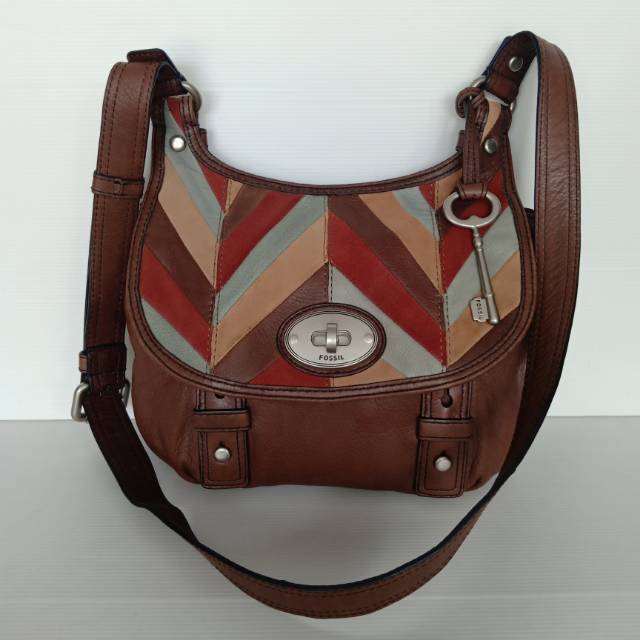 Jual Fossil Maddox Flap Chevron | Shopee Indonesia