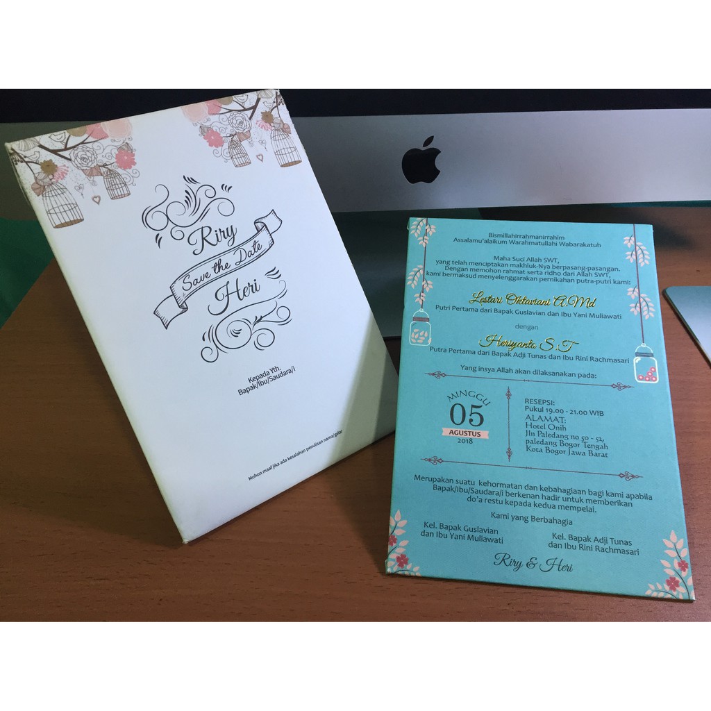 Jual Undangan Pernikahan Hard Cover Potret | Shopee Indonesia
