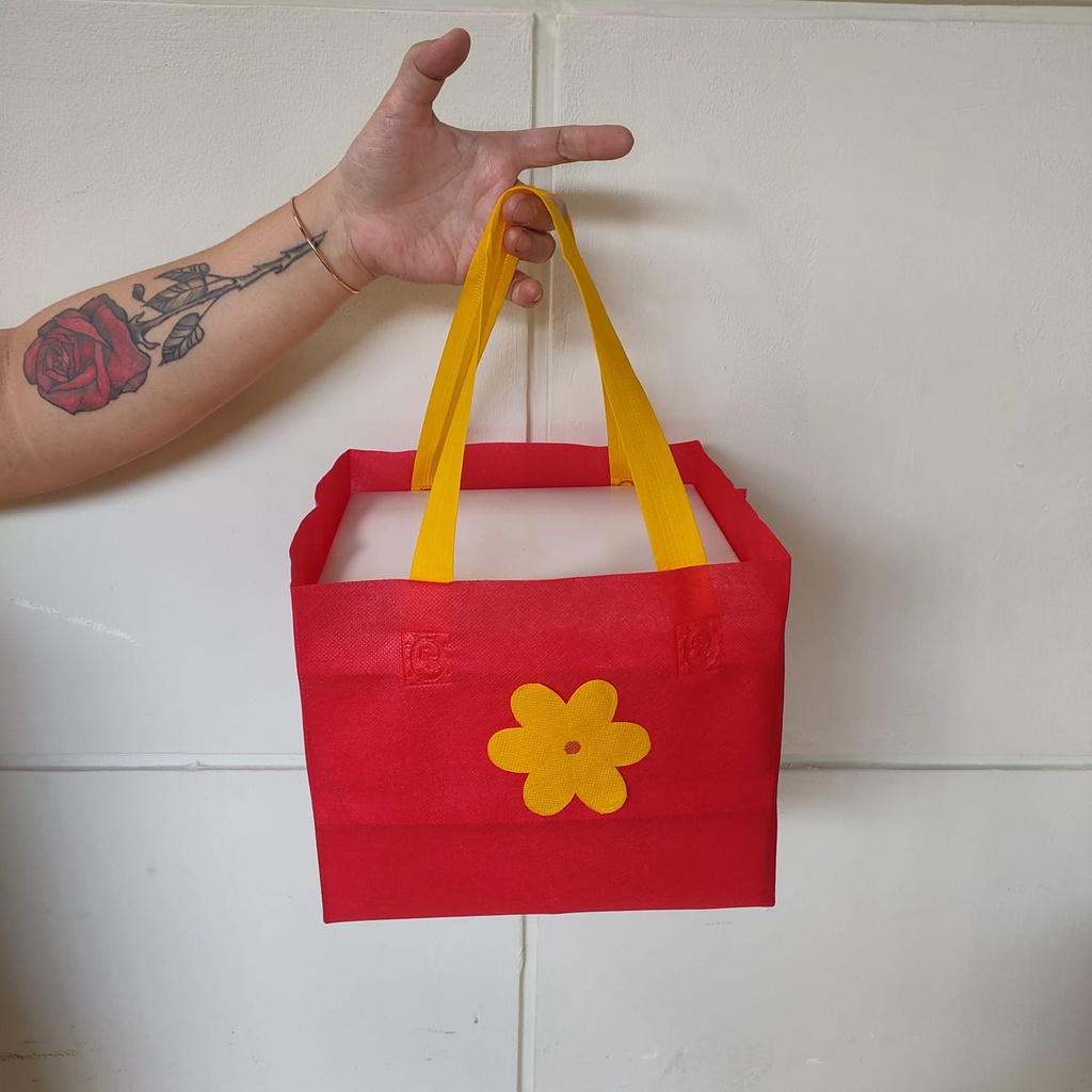 Jual Tas kotak nasi 22x22 20x20 / tas box hajatan / tas tasyakuran / tas aqiqahan / tas hantaran ...