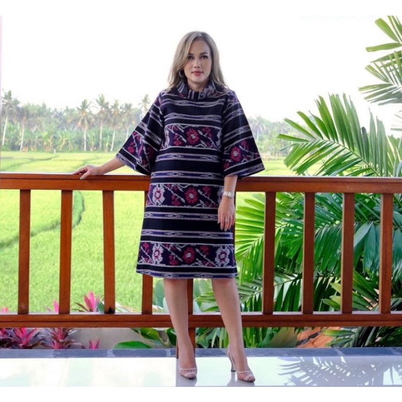 Jual DRESS TENUN BLANKET ETNIK TRADISIONAL OUTFIT MASA KINI MOTIF MAWAR | Shopee Indonesia