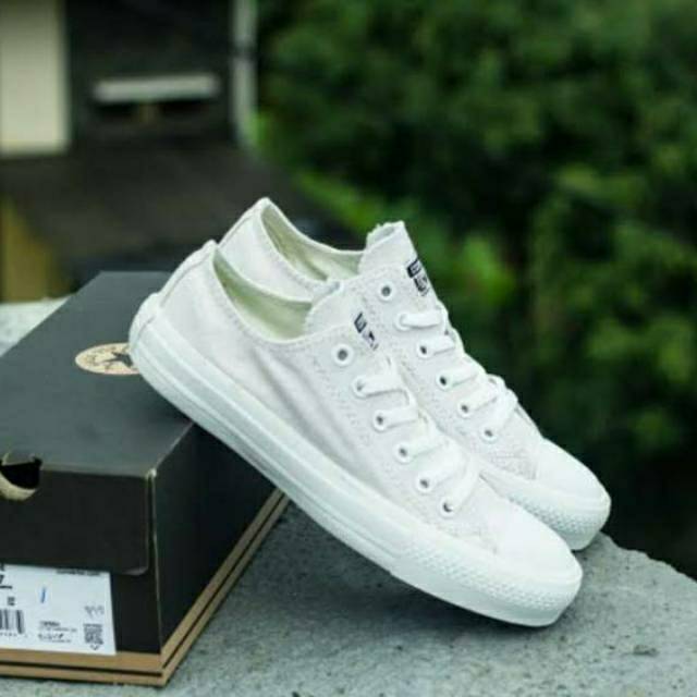 Jual SEPATU SNEAKERS FULL PUTIH | Shopee Indonesia