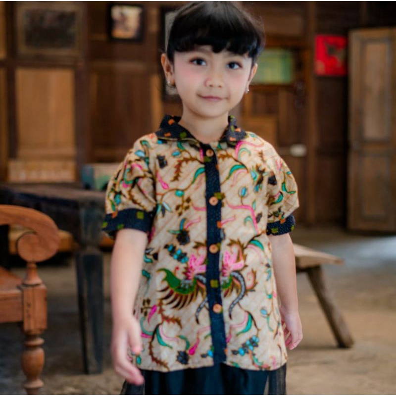 Jual Batik Costume Blus Batik Anak Perempuan Listhy Hitam Coklat Atasan ...