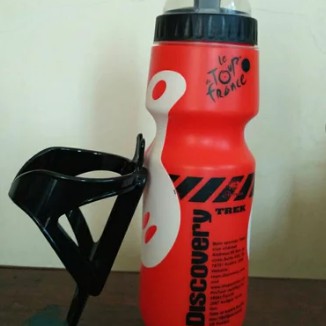 Jual Paket botol minum sepeda 650 ml discovery dan tempat botol ...