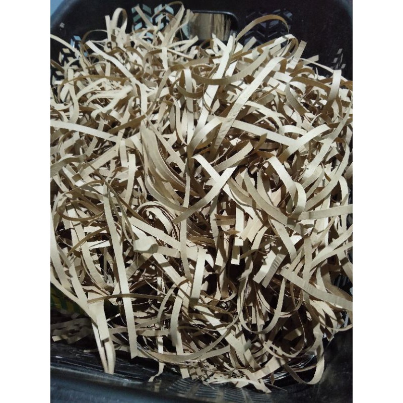 Jual Kertas serut/ Kertas cacah/ Paper Shredder isian gift box kotak ...