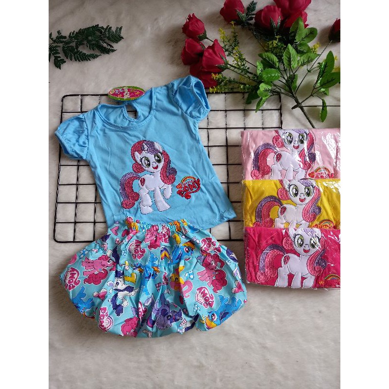 Jual OMBAK. SETELAN ROK BALON. ANAK 1-2 TAHUN | Shopee Indonesia