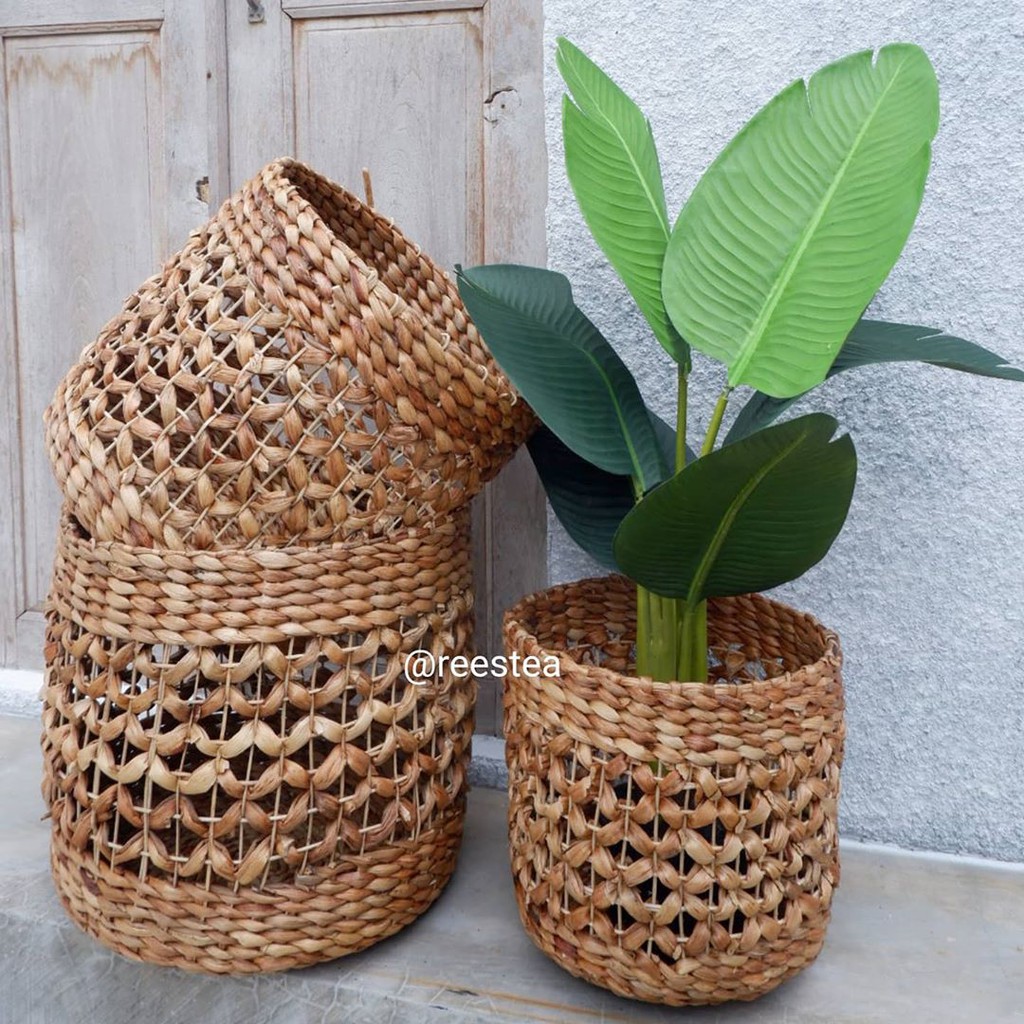 Jual Size L Keranjang Enceng Kawung Lubang / Keranjang anyam / Cover ...