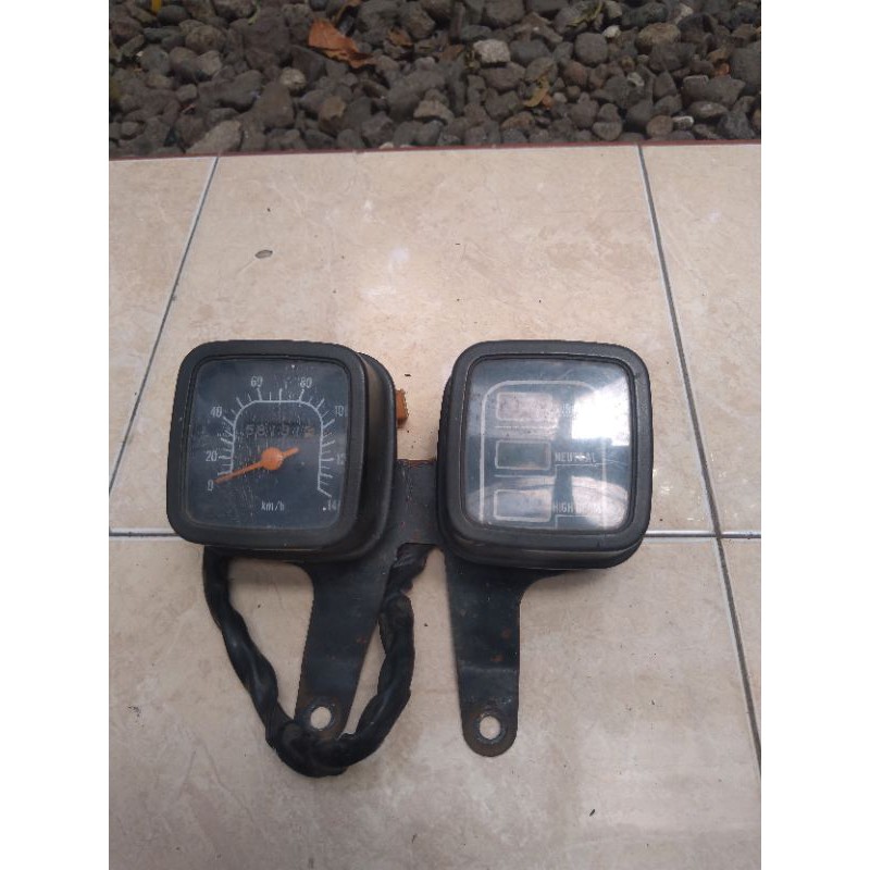 Jual SPEEDOMETER SUZUKI A100 ECONOS ORIGINAL | Shopee Indonesia