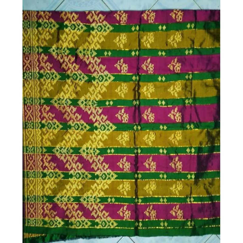 Jual Tenun Songket Melayu Riau Motif Siku Awan Bunga Mawar | Shopee ...