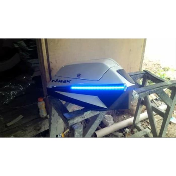 Jual Aksesoris Motor Touring SIDEBOX YAMAHA NMAX!!! LED SAMPING ...