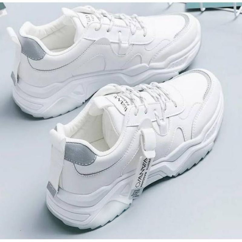 Jual SNEAKER CEWEK WNWO MODEL 2020 | Shopee Indonesia