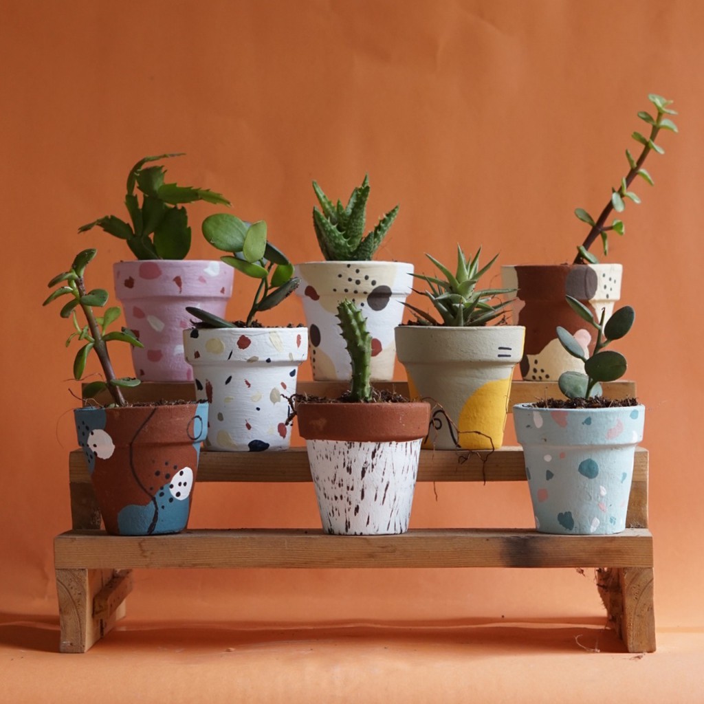 Jual POT POLOS/LUKIS - Gerabah diameter 7 cm | Shopee Indonesia