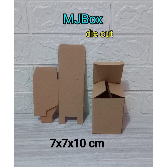 Jual Kardus karton Uk. 7x7x10 cm.........Die Cut Kotak Botol | Shopee ...