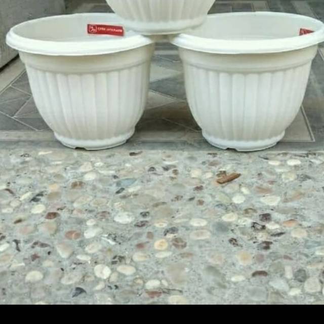 Jual Pot Putih motif Belimbing ukuran 20cm | Shopee Indonesia