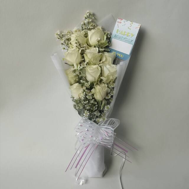 Jual Buket bunga mawar putih asli bouquet hadiah ulang tahun bucket ...