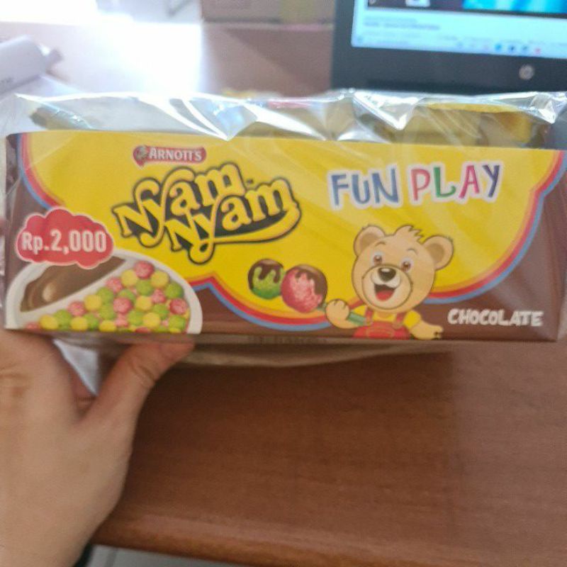 Jual nyam nyam fun play 11 gr (isi 12 pcs) | Shopee Indonesia