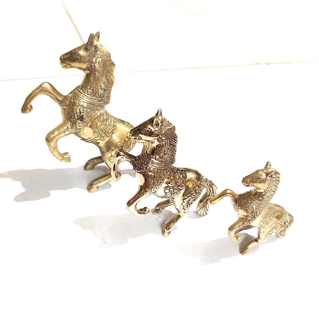 Jual brass ferrari horse | patung kuda jingkrak kuningan vintage ...