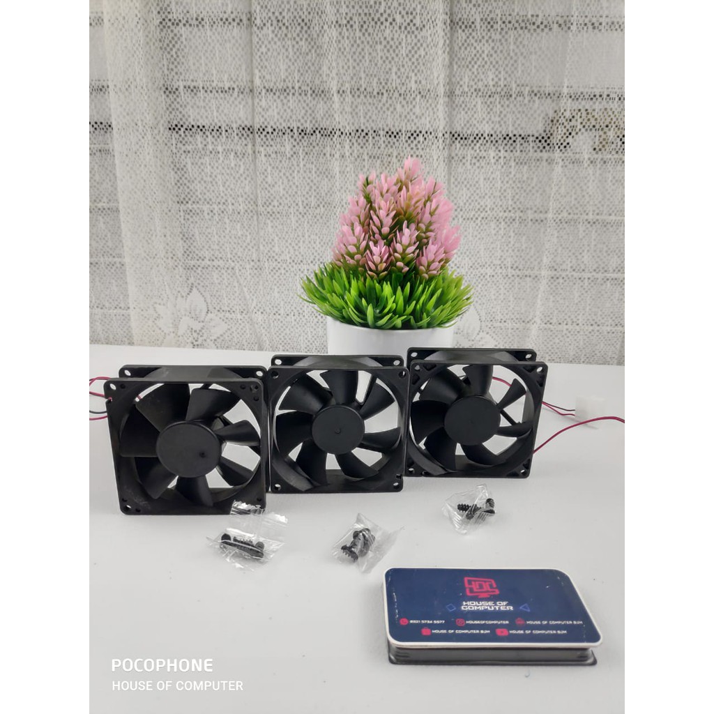 Jual Fan casing hitam 8cm untuk komputer plus baut | Shopee Indonesia