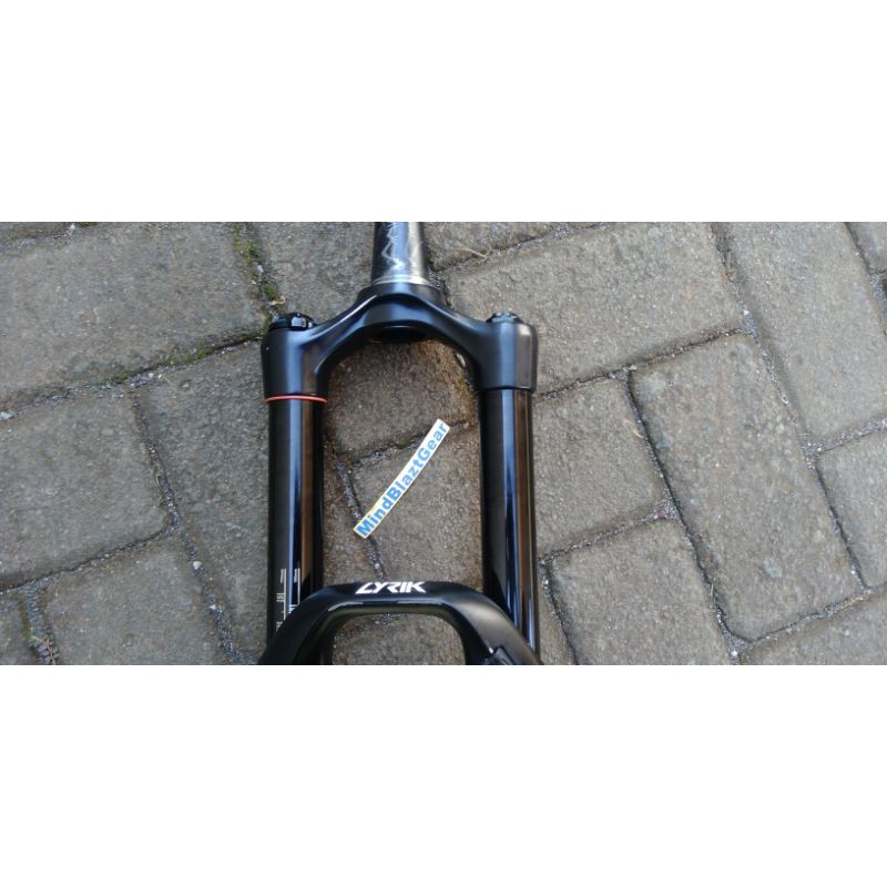 Jual fork rockshox lyrik RCT3 27.5 2nd | Shopee Indonesia