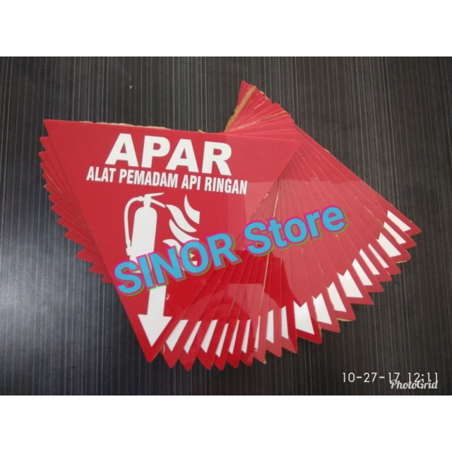 Jual Rambu Segitiga Alat Pemadam Api ACRYLIC 2mm Sticker 3M Reflectif ...