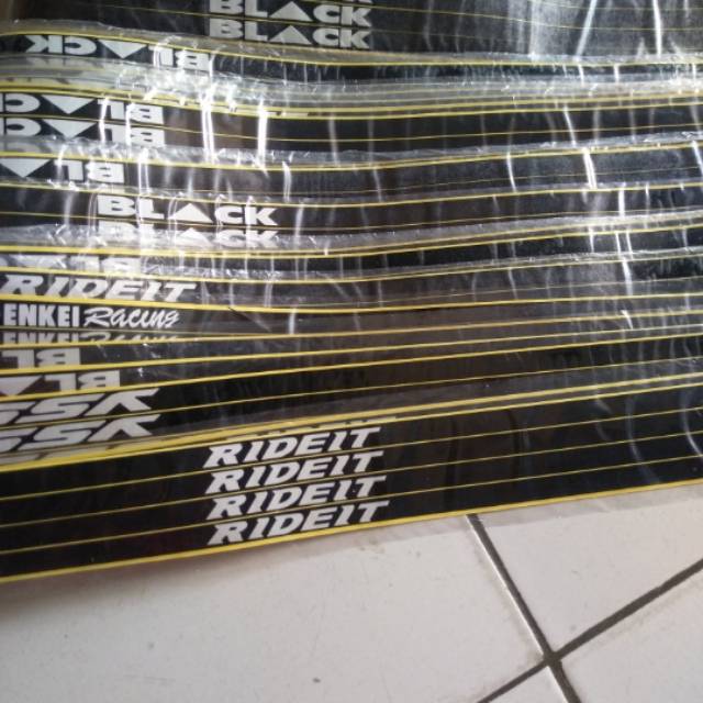 Jual Skotlet list velg panjang warna hitam 1pcs isi 4 ,,,bertulisan ...
