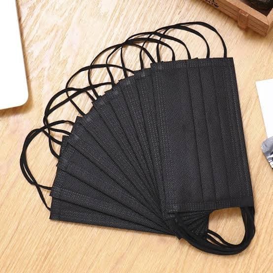 Jual Masker Polos Hitam Korea 3ply isi 10pcs Black Earloop Face Mask ...