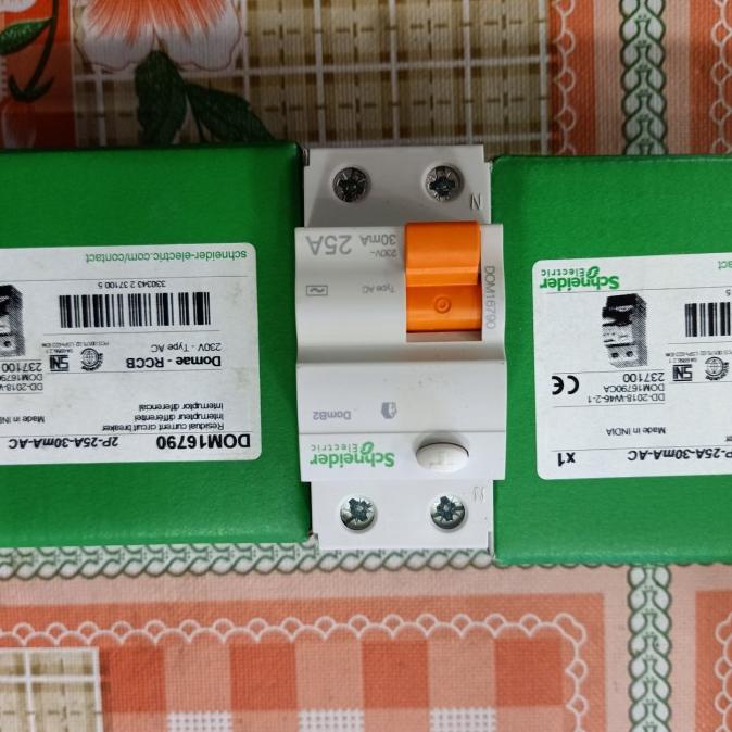 Jual RCCB/ELCB 2p-25A 30MA DOMAE SCHNEIDER | Shopee Indonesia