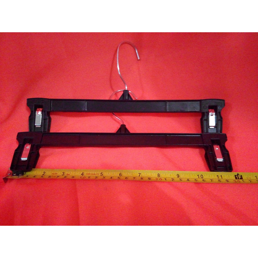 Jual Hanger Jepit lebar 30cm hanger Celana Hanger jilbab | Shopee Indonesia Jual Hanger Jepit lebar 30cm hanger Celana Hanger jilbab | Shopee Indonesia