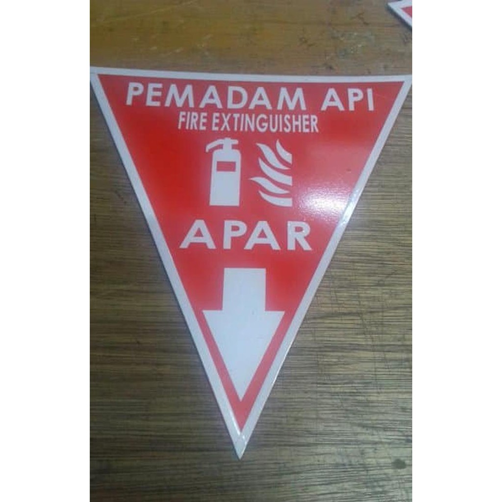 Jual Rambu segitiga alat pemadam api APAR bahan plat almunium tebal su ...