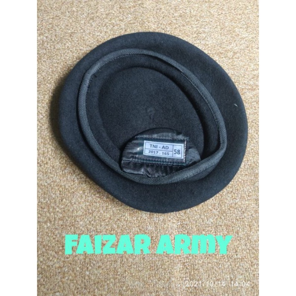 Jual BARET HITAM/BARET KAVALERI/BARET ASLI JATAH/BARET TNI | Shopee ... Jual BARET HITAM/BARET KAVALERI/BARET ASLI JATAH/BARET TNI | Shopee ...