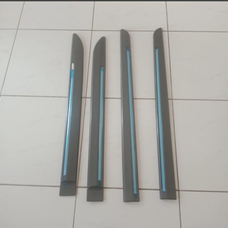 Jual Lis List side body moulding pintu grand innova 2012/2015 original ...