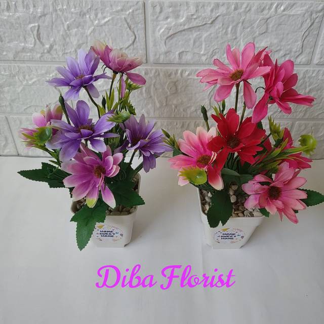 Jual Bunga Artificial Krisan / bunga hias untuk meja Pot Kotak Putih ...