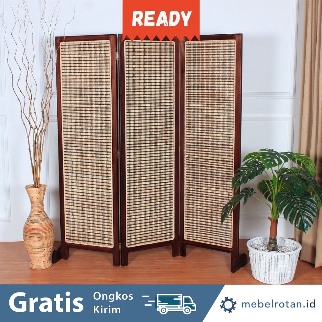 Jual PENYEKAT RUANGAN KAYU MINIMALIS 3 DAUN LYDE | PARTISI SKETSEL ...