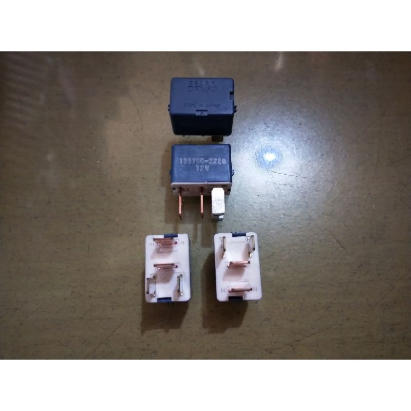 Jual Relay Biru 12V kaki 4 universal | Shopee Indonesia