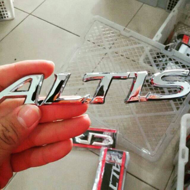 Jual Emblem Altis | Emblem Corolla Altis | Shopee Indonesia