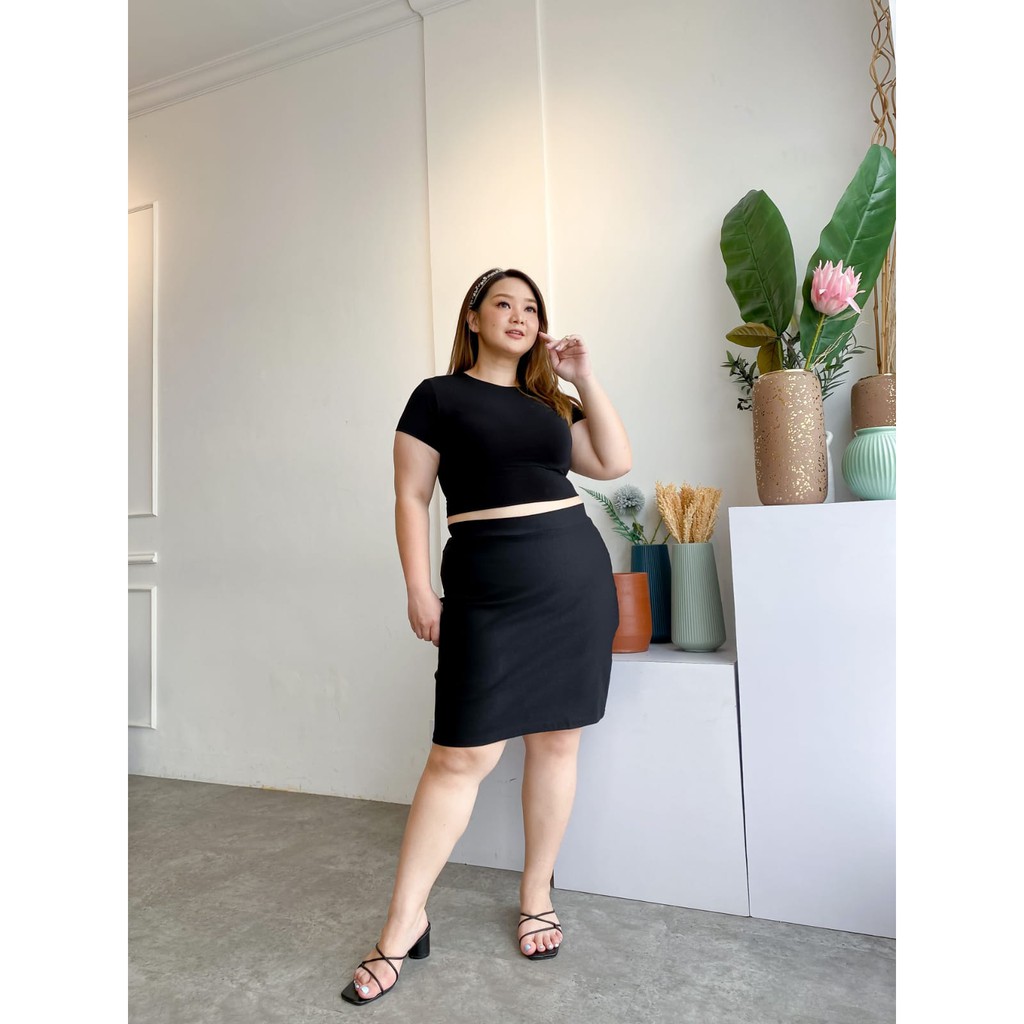 Jual Rok Span/ Rok Kantor big size jumbo mini skirt Lola | Shopee Indonesia