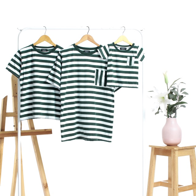 Jual Baju Couple Keluarga - Short Green Stripe | Shopee Indonesia