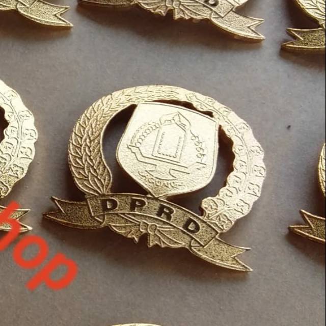 Jual PIN DPRD CUSTOM | Shopee Indonesia