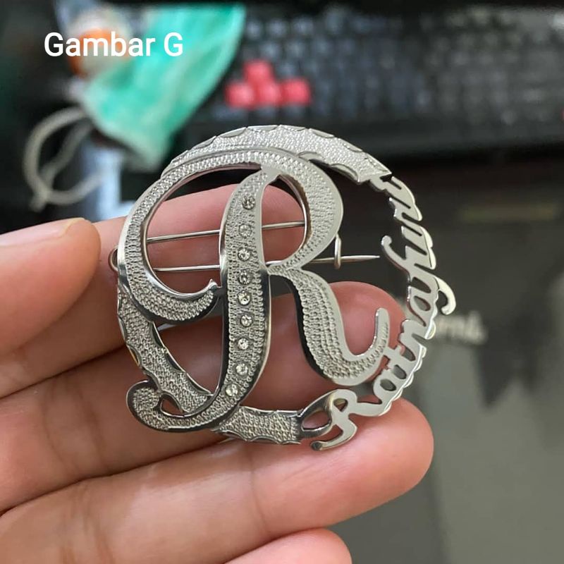 Jual Bros Silver / Bros Inisial Nama / Bros Grafir / Bisa Pilih Desain ...