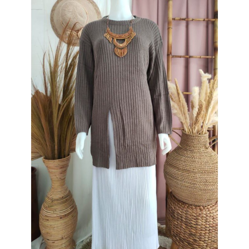 Jual Slit Salur Premium / Baju Rajut Wanita / Atasan Rajut Salur Wanita ...