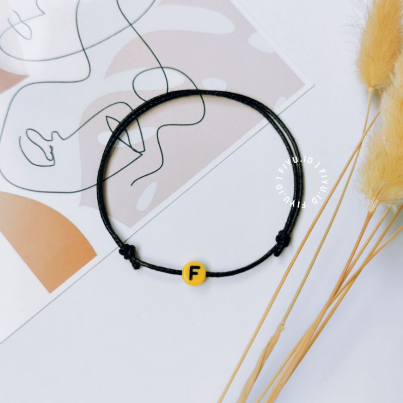 Jual GELANG HURUF INISIAL BANDUL PIPIH WARNA KUNING ( BACA DESKRIPSI YA ...