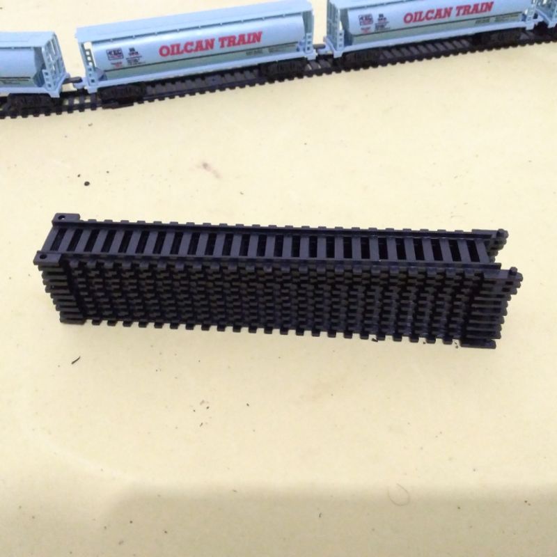 Jual Rel Lurus & Lengkung 10 buah | Mainan Kereta Api | Rail King ...