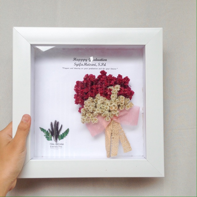 Jual Edelweiss in frame/buket bunga/buket wisuda/hadiah wisuda/frame ...