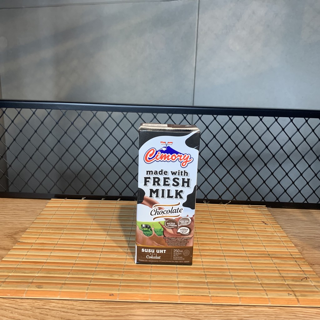 Jual Cimory UHT Chocolate 250ml (karton) | Shopee Indonesia