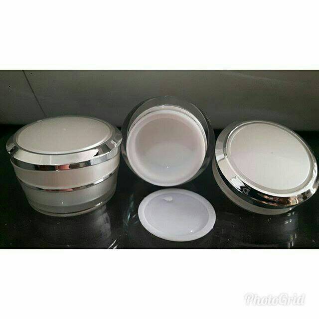 Jual Pot acrilic 10 gr putih model lebar | Shopee Indonesia