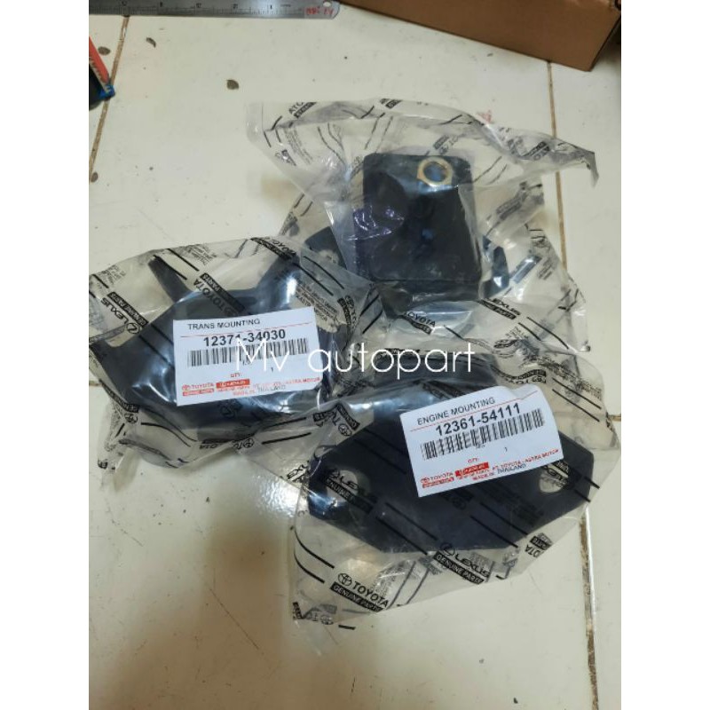 Jual Paket 3pc transmisi + engine mounting Toyota Kijang LGX Diesel Ori ...